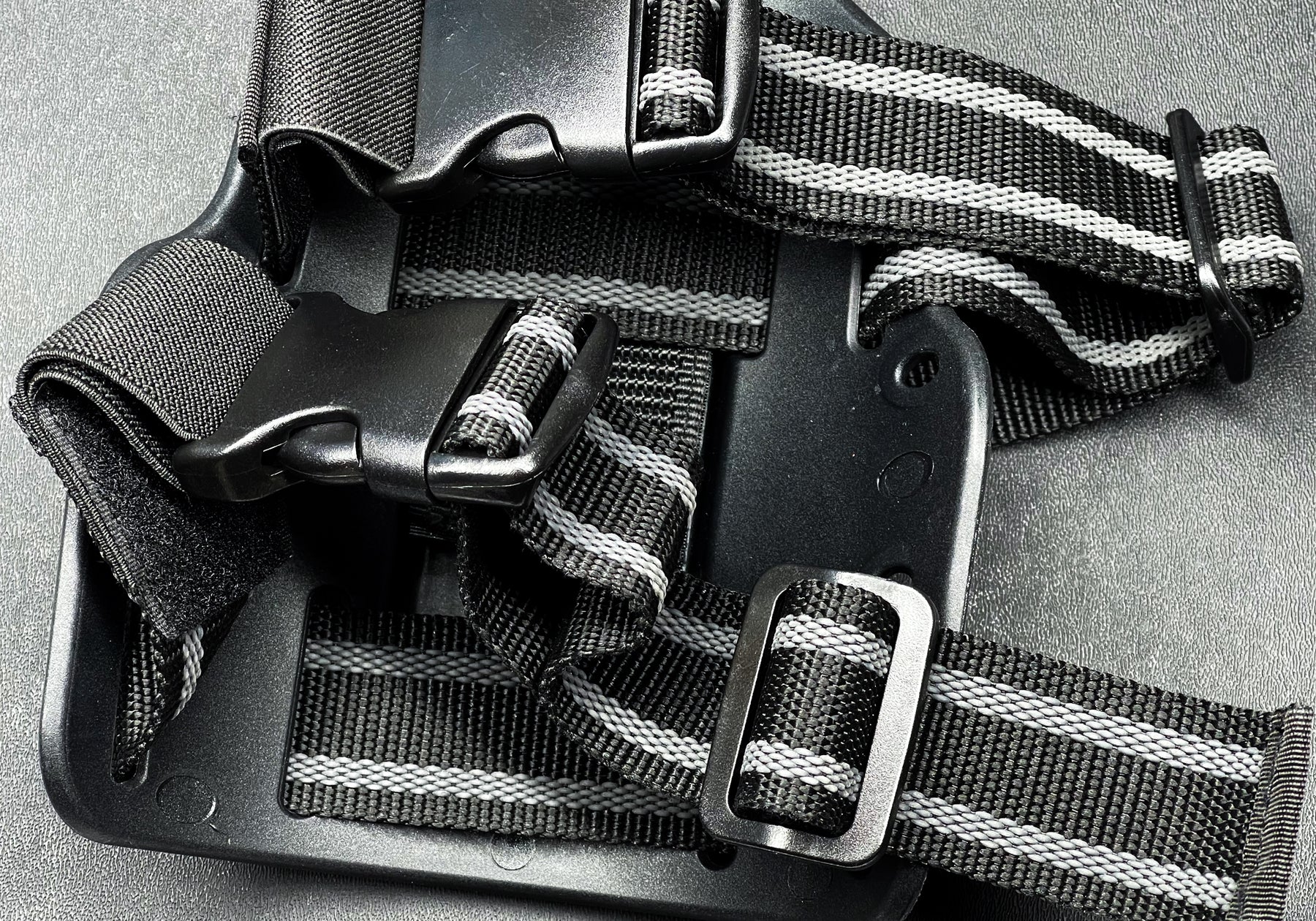 Walther PDP 5'' w/ SureFire X300 Level II Duty Drop Leg Holster